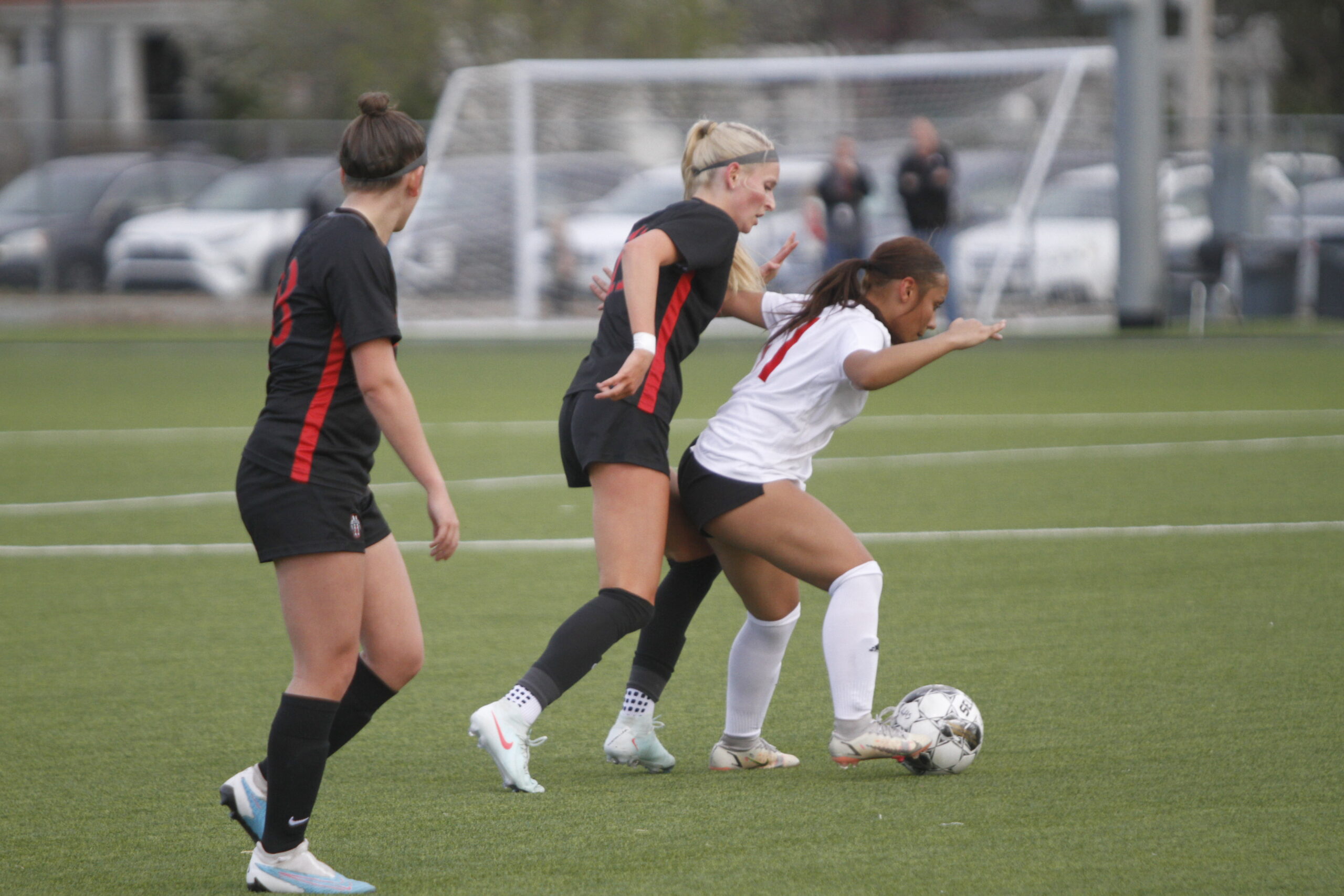 Lawrence girls soccer brings speed, experience to season | News, Sports ...